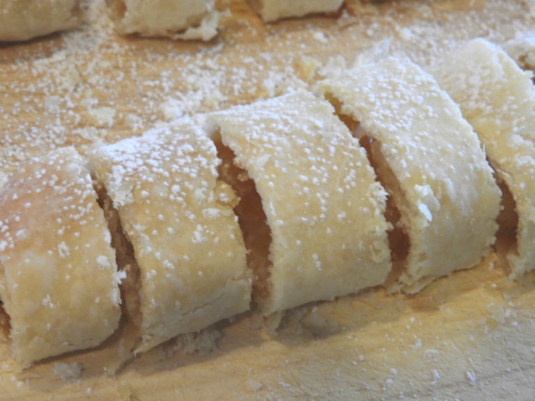 Sue's Apricot Strudel - Cookies By Bess